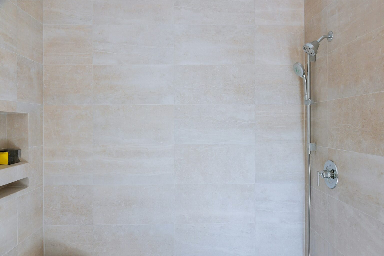 Slab Walls vs Tile Walls in Showers: Which Is Best for Your Bathroom?